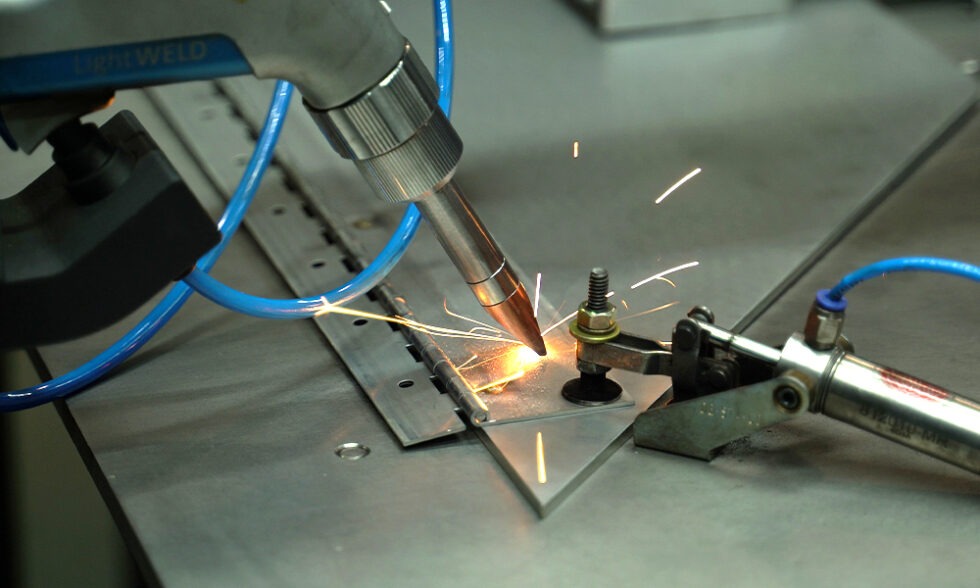 Understanding Laser Welding for Aluminum - Cobot Systems